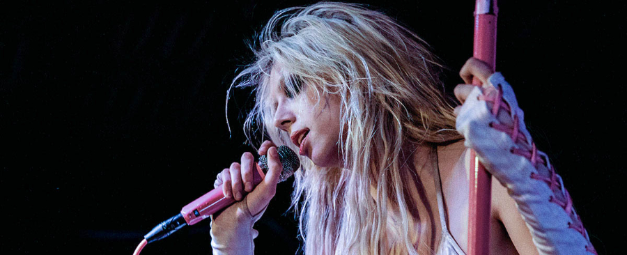 PHOTOS // STARCRAWLER at Adelaide Hall in Toronto – Amplify Music Magazine
